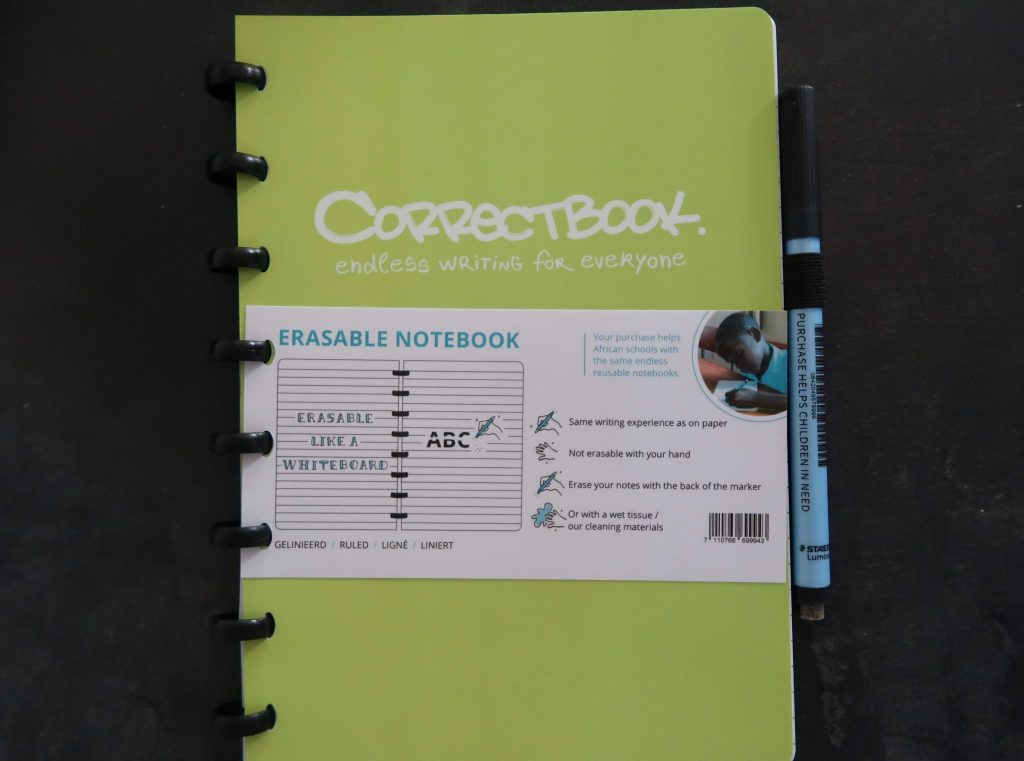 Endless writing with a Correctbook - Digital ArtistBook